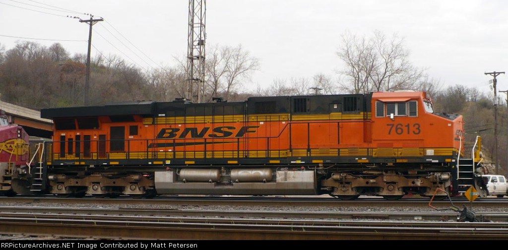 BNSF 7613